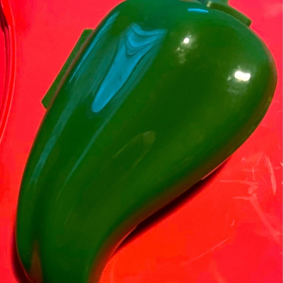 Tupperware | Kitchen | Tupperware Pepper Keeper | Poshmark